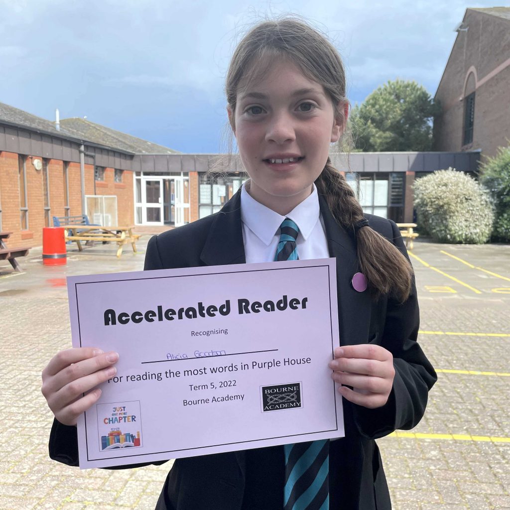 Top Accelerated Readers in each House are rewarded – Bourne Academy