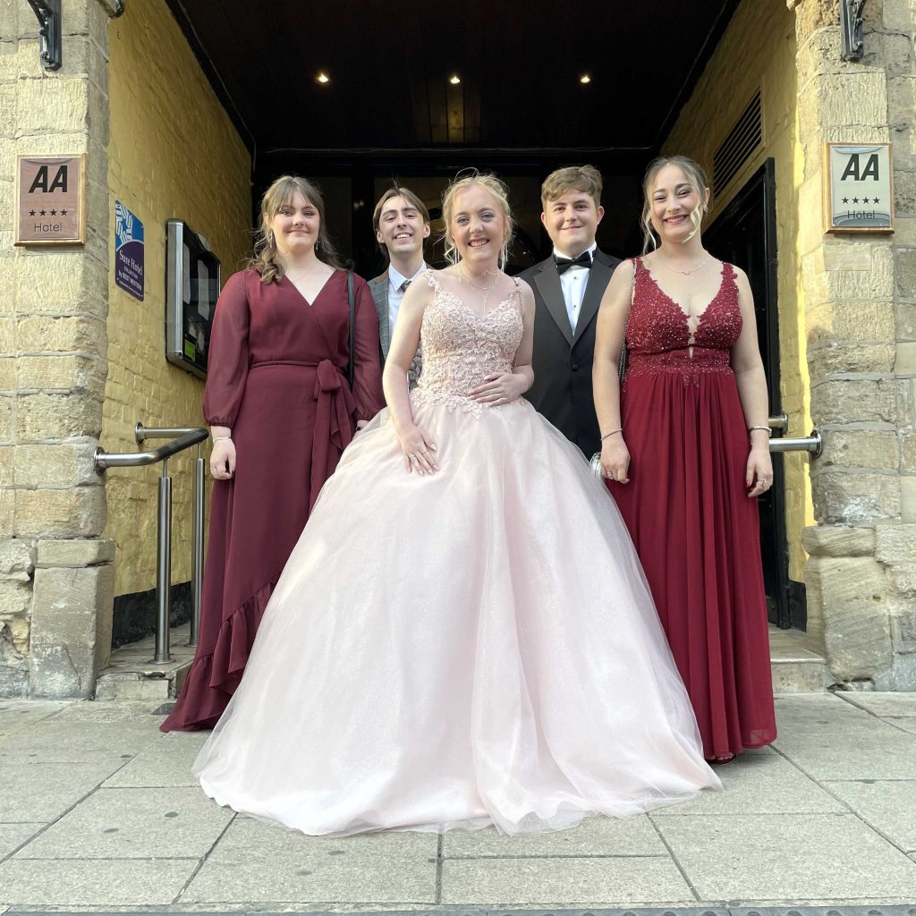 Sixth Formers celebrate in style at their end of year Prom – Bourne Academy