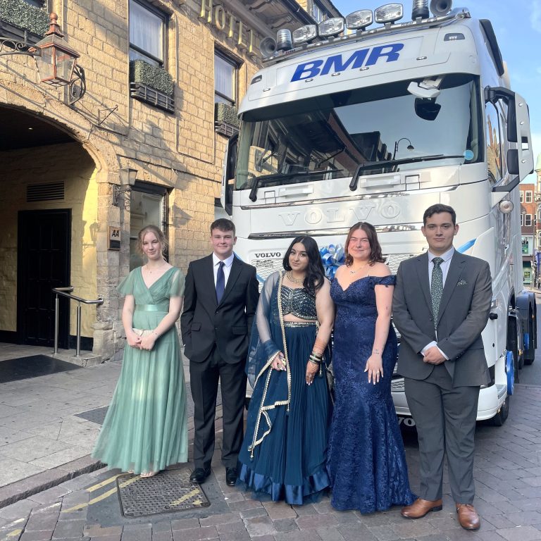 Sixth Formers celebrate in style at their end of year Prom – Bourne Academy