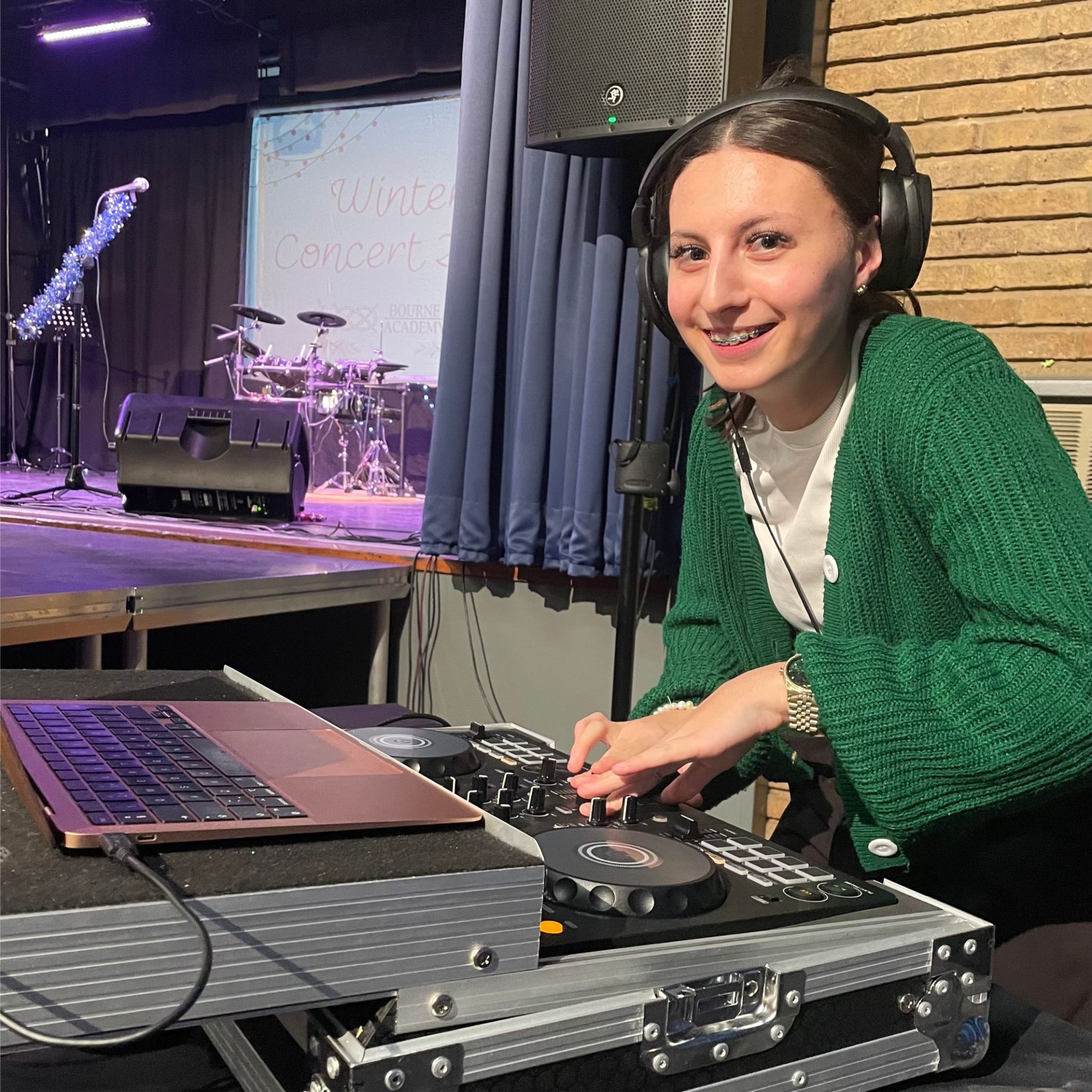 Music and drama acts dazzle audiences at our Winter Concerts – Bourne ...
